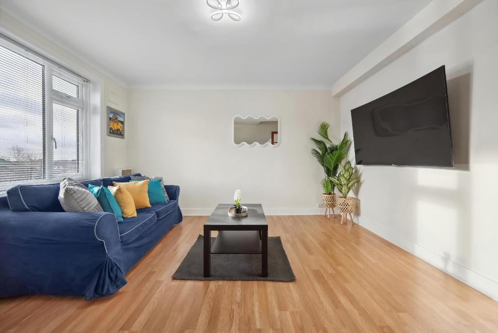 VICHY - Edgware Way 2 bed Modern Apartment, London (updated prices 2025)