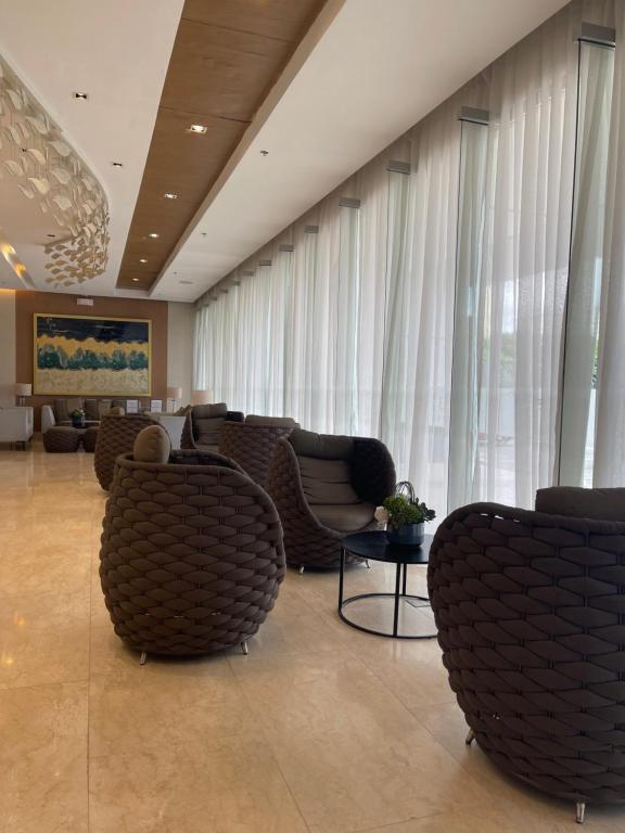 Shore 3 Residences Tower 1 - A's Condo Staycation, with Balcony & Pool ...