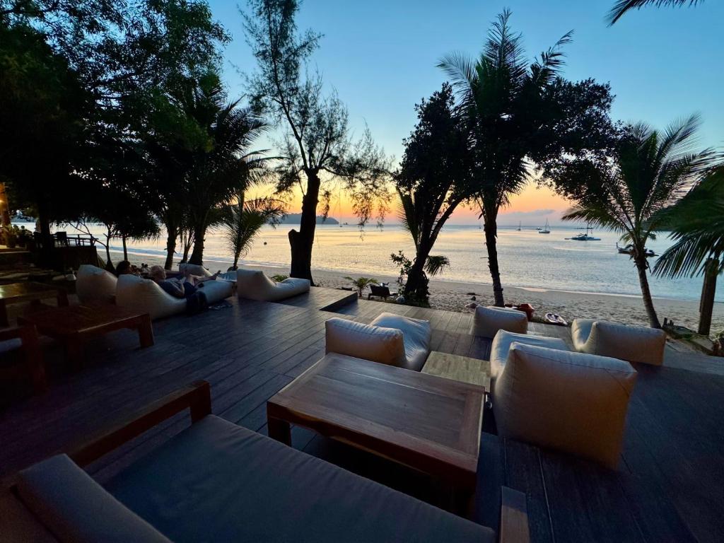 Sunny Cove Beach Resort Koh Phayam, Ranong (updated prices 2025)