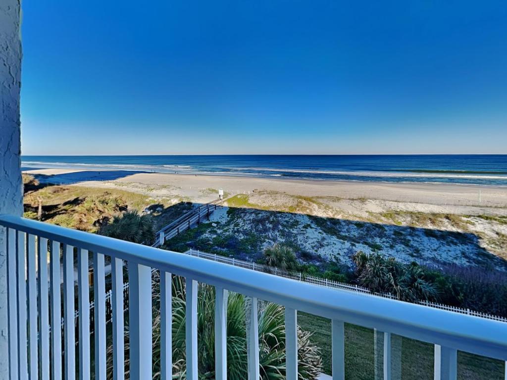 Jacksonville Beachdrifter 406, Jacksonville Beach (updated prices 2025)