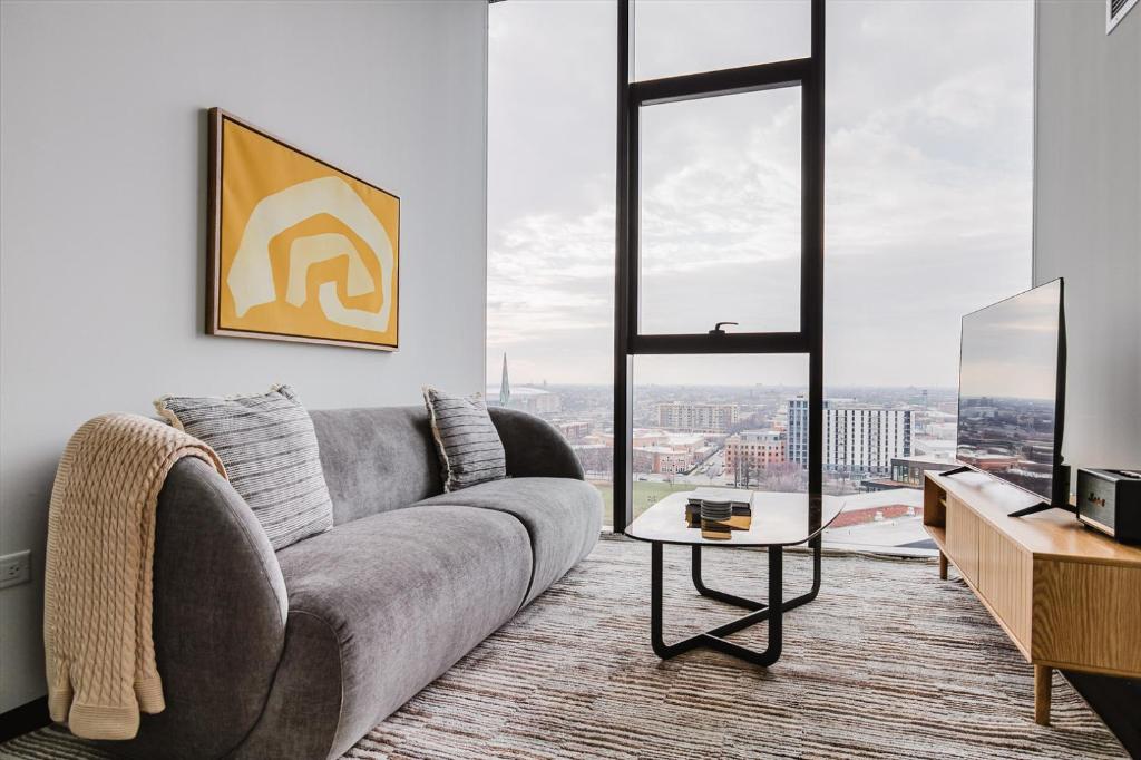 Blueground West Loop rooftop pool gym CHI-1169, Chicago (updated prices ...