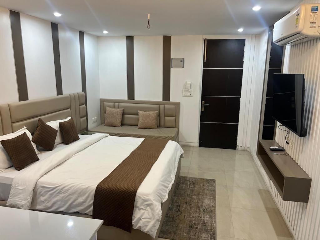 The velvet studios 206, Dehradun (updated prices 2025)