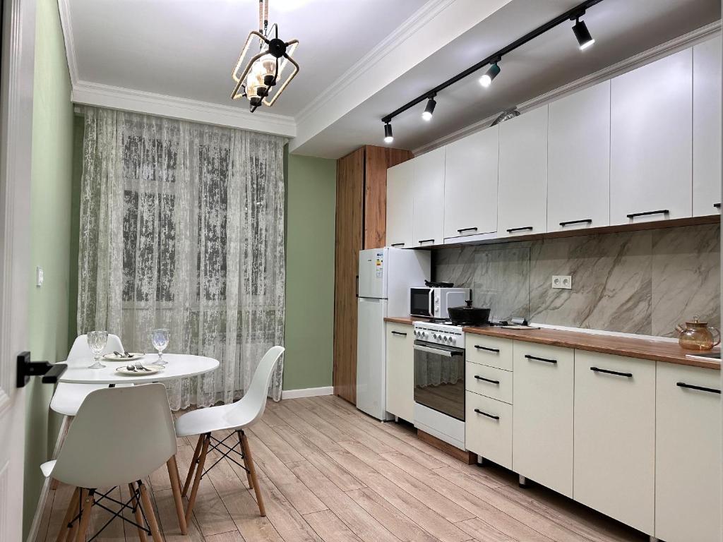 Vavilon, Bishkek (updated prices 2026)