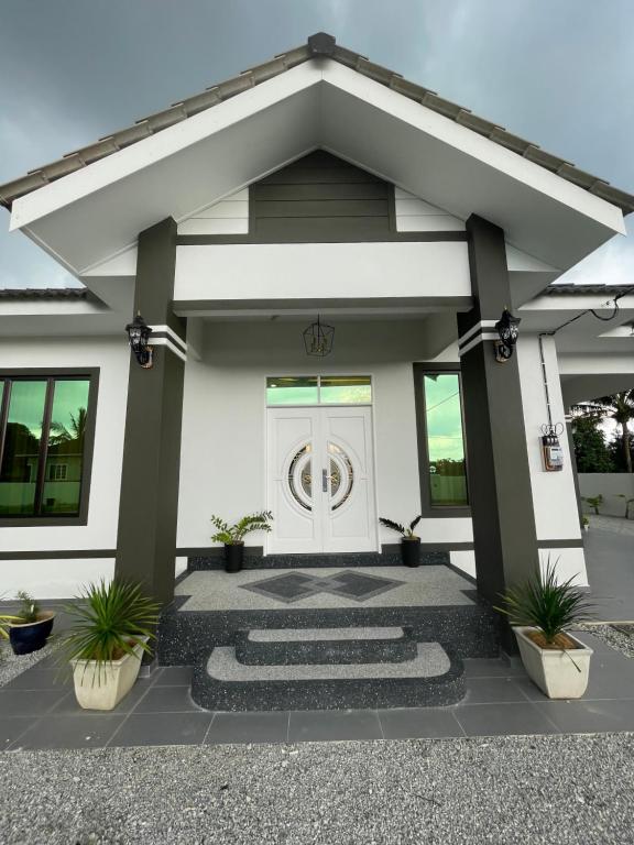 Rihays Palace Homestay Ketereh, Ketereh (updated prices 2025)