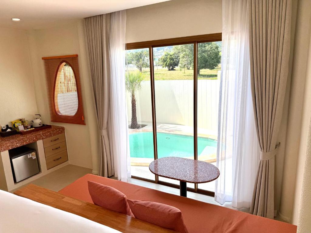 SIRAVA Heritage - สิราวา เฮอริเทจ เกาะล้าน, Koh Larn (precios ...