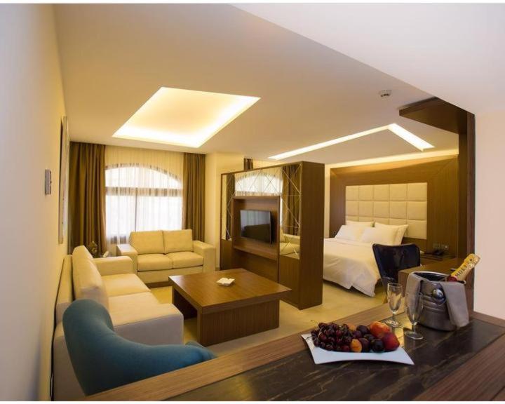 Opera Hotel, Tabarja (updated prices 2025)