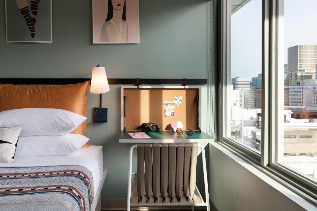 Moxy Portland Downtown, Portland (updated prices 2025)