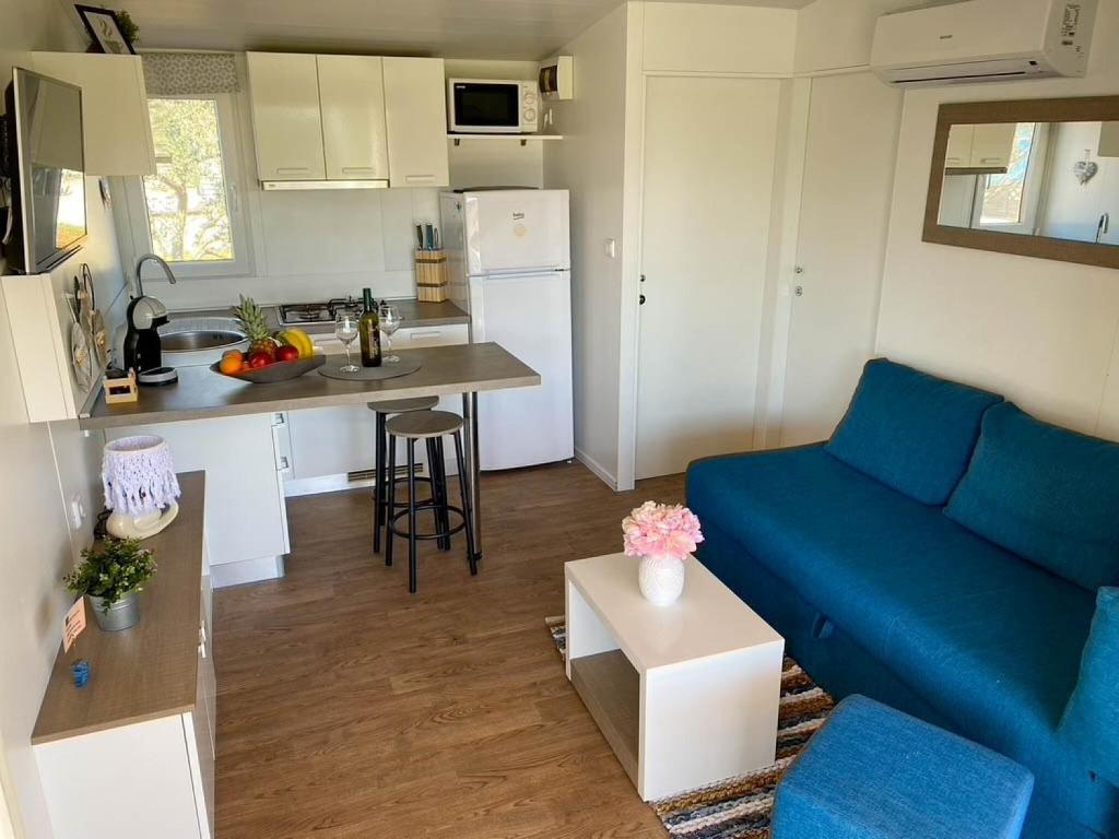 Olive Tree Neo & Lino - Two Bedroom Mobile Home with Terrace Neo ...