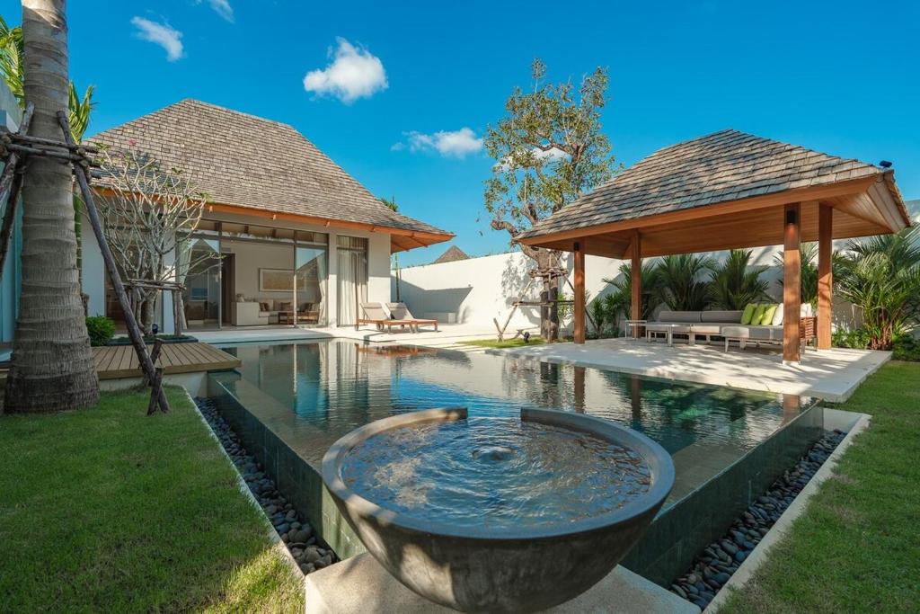 V156 Anchan Flora Luxury 4-Bedroom Villa, Thalang (precios actualizados ...