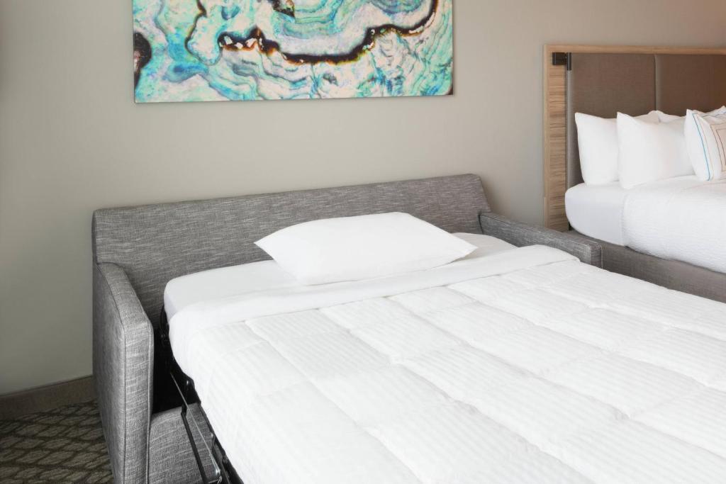 SpringHill Suites by Marriott Panama City Beach Beachfront, Panama City ...