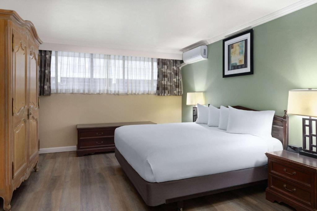 Travelodge by Wyndham Monterey Bay, Monterey (updated prices 2025)