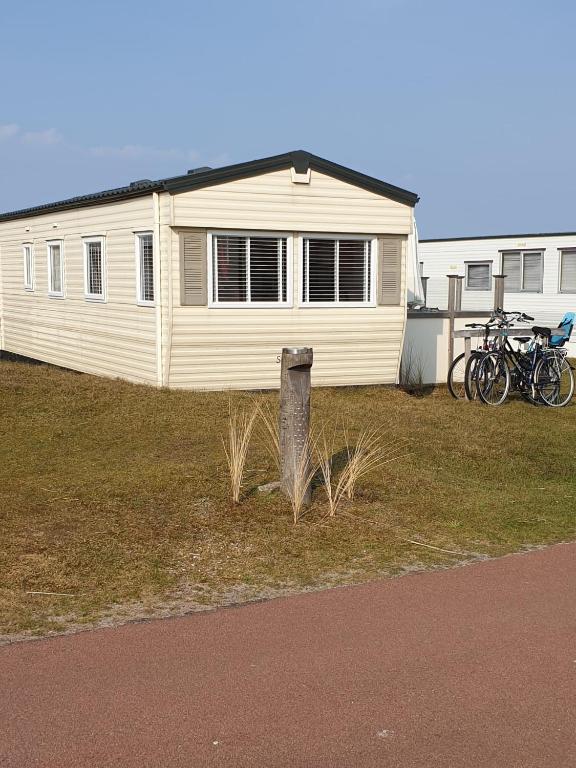 Stacaravan Duingras Ameland, Nes (updated prices 2026)