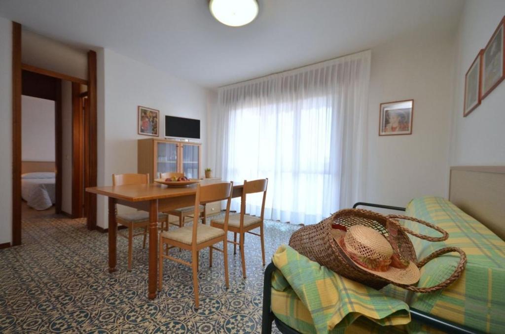 Gorgeous penthouse apartment in a seafront building, Bibione (updated prices 2025)