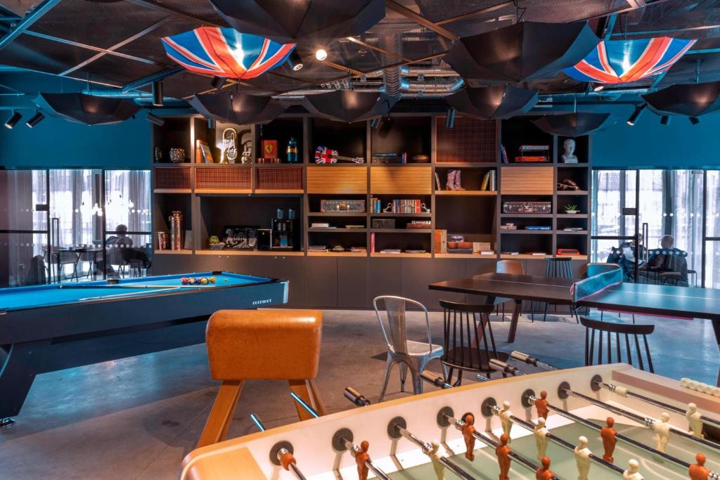 Moxy London Heathrow Airport, Hounslow (updated prices 2025)