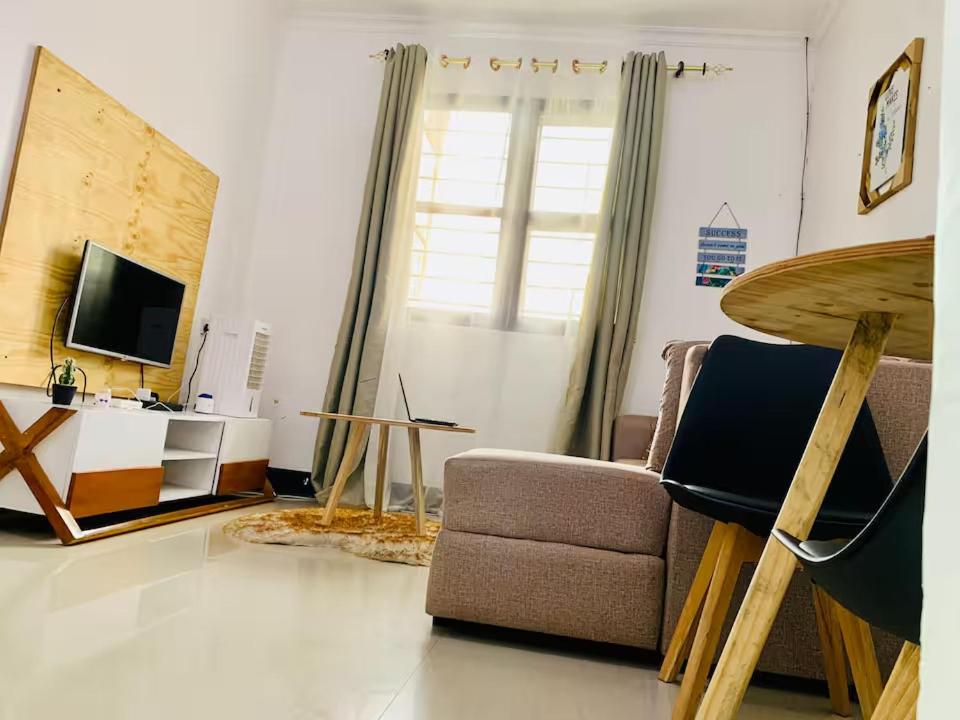 Cozy House - Mikocheni, Daressalam (aktualisierte Preise für 2025)