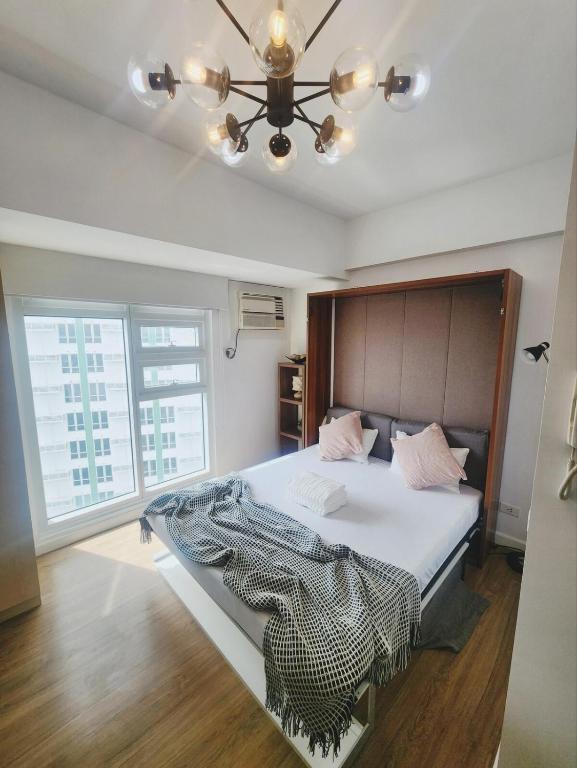 Cebu Solinea Tower1 in front of Ayala, Cebu City (updated prices 2026)