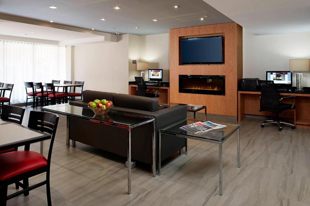 Residence Inn by Marriott Montréal Downtown, Montreal (updated prices 2025)