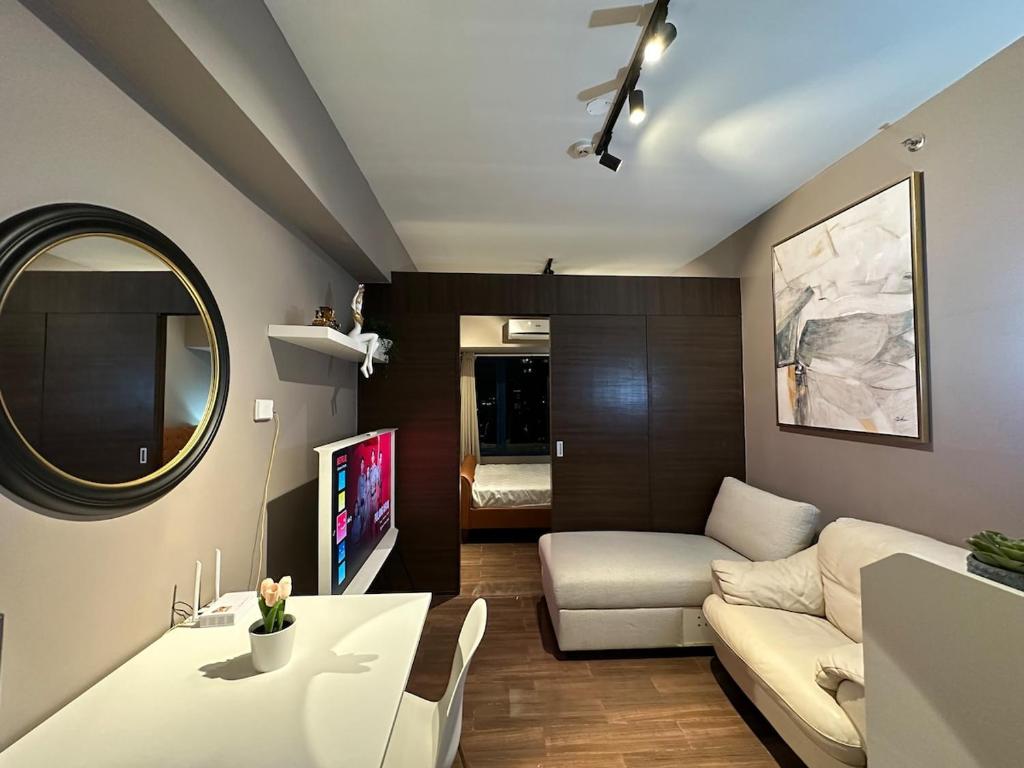 Air Residences Apartment, Ayala Avenue Makati, Manila (updated prices 2025)