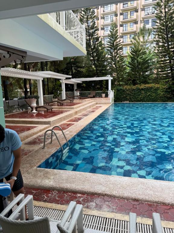 Brand new unit 3 bedrooms with pool, Davao City (aktualisierte Preise ...