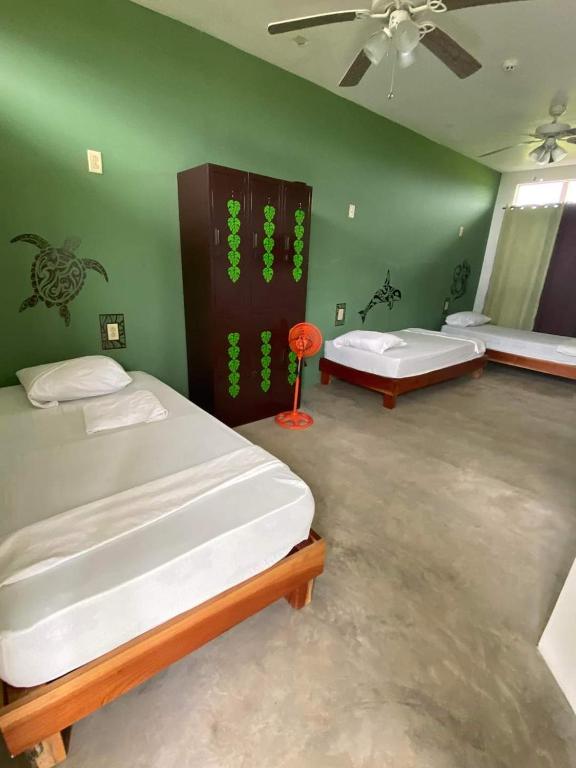 Hummingbird Inn Pedasi, Punta Toro (updated prices 2025)