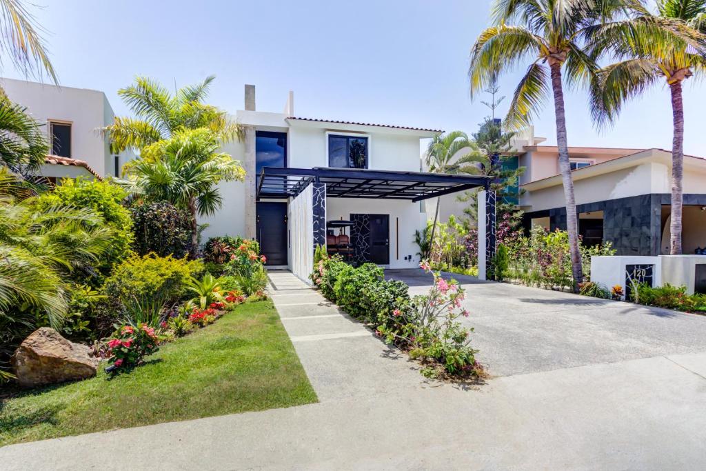 El Tigre, Mariposa Villas with Private Pool, Nuevo Vallarta (updated ...