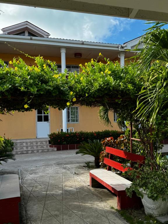 Happy Hideaway, Saint Johnʼs (aktualisierte Preise für 2025)