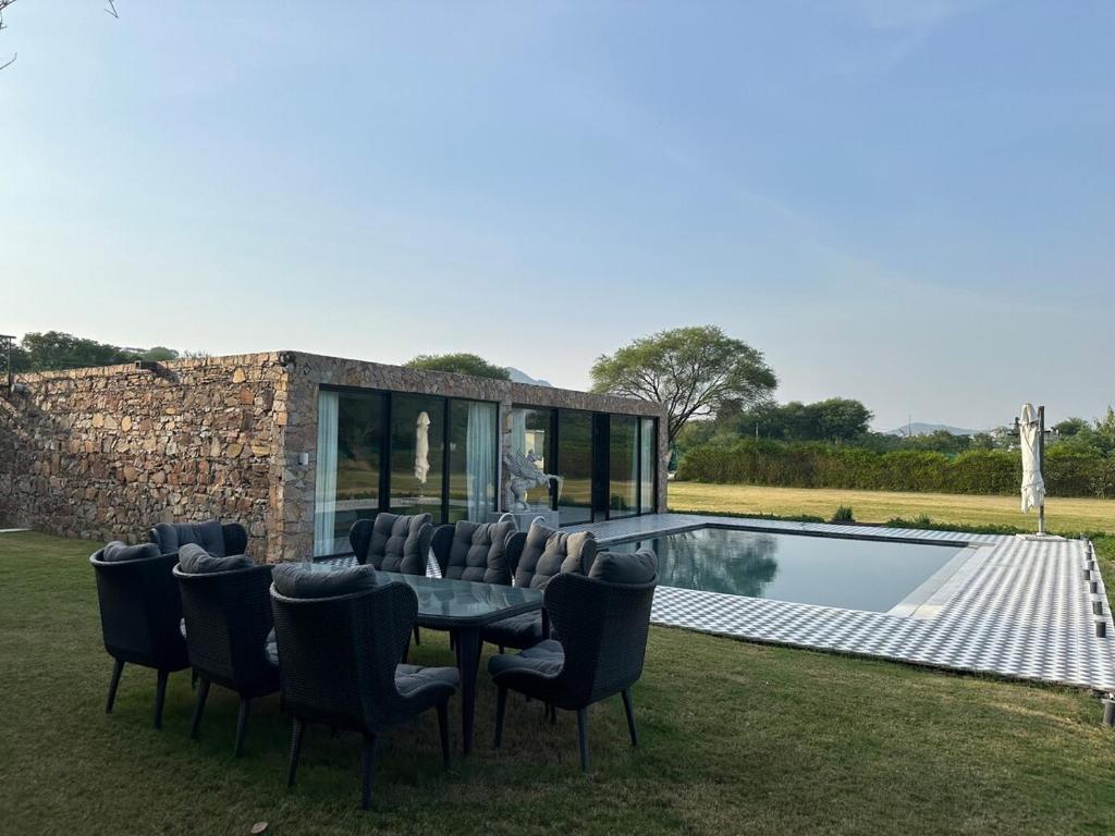 Kesar Farm House on the Lake, Udaipur (updated prices 2025)