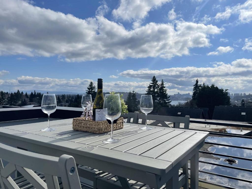 Perch - Winslow Place, Seattle (updated prices 2026)