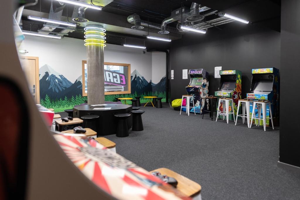 ECLA Paris Massy Palaiseau, Palaiseau (tarifs actualisés, 2025)