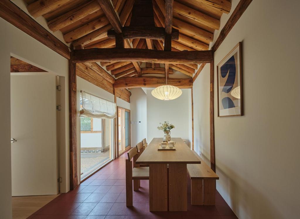 StayMoire Entire Hanok - Central of Seoul, Seoul (updated prices 2025)