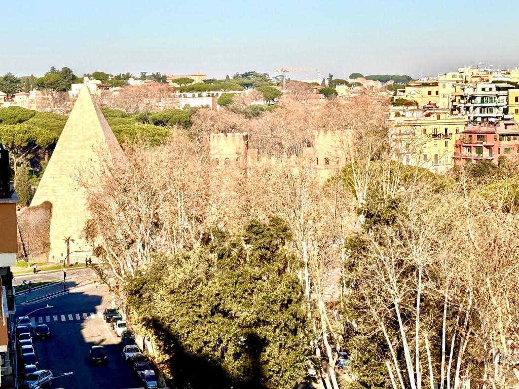 Piramide Cestia Apartment, Rome (updated prices 2025)