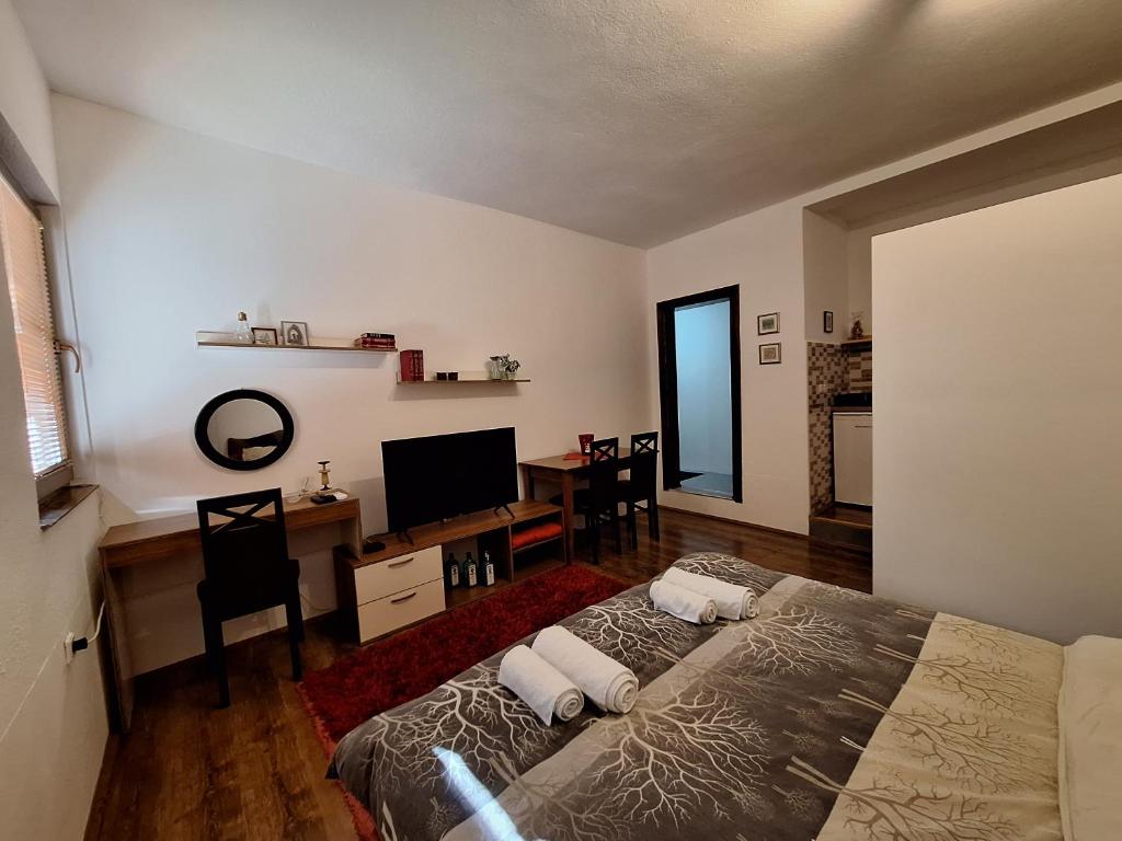 Apartment STUDIO 88 red, Ohrid (updated prices 2026)