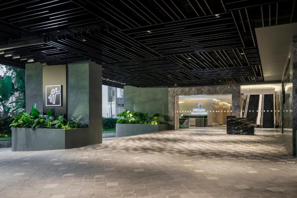 Holiday Inn Kuala Lumpur Bangsar by IHG, Kuala Lumpur (updated prices 2025)