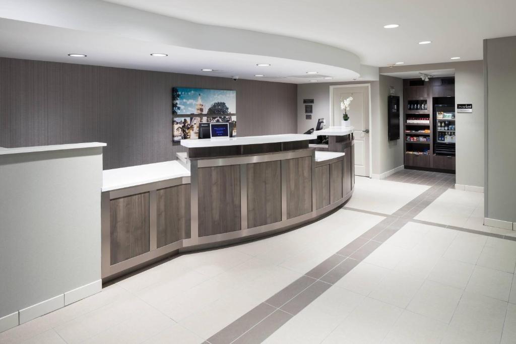 Residence Inn Kansas City Country Club Plaza, Kansas City (updated ...