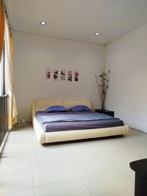 Cheery Room 202, Surabaya (updated prices 2026)