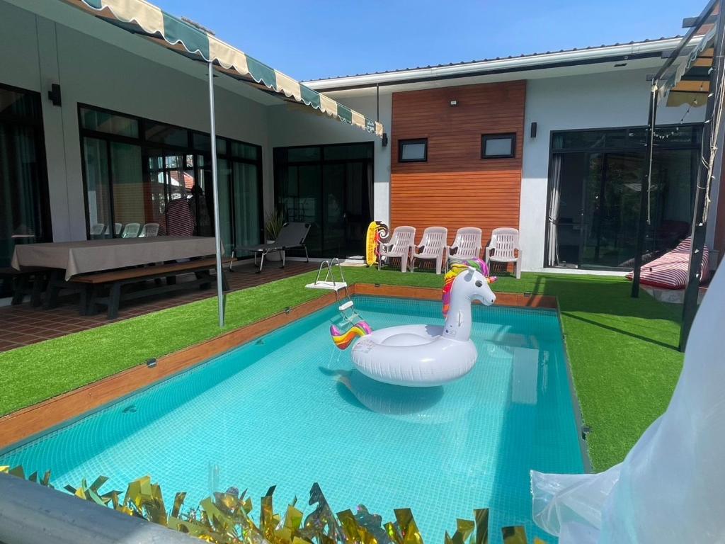 Baan ko Lek Pool villa, Rayong (updated prices 2025)