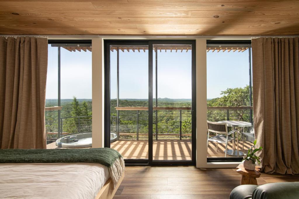 Onera Wimberley, Wimberley (updated prices 2025)