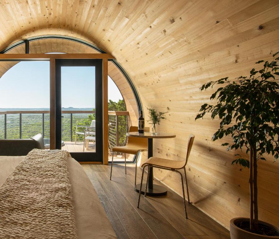 Onera Wimberley, Wimberley (updated prices 2025)