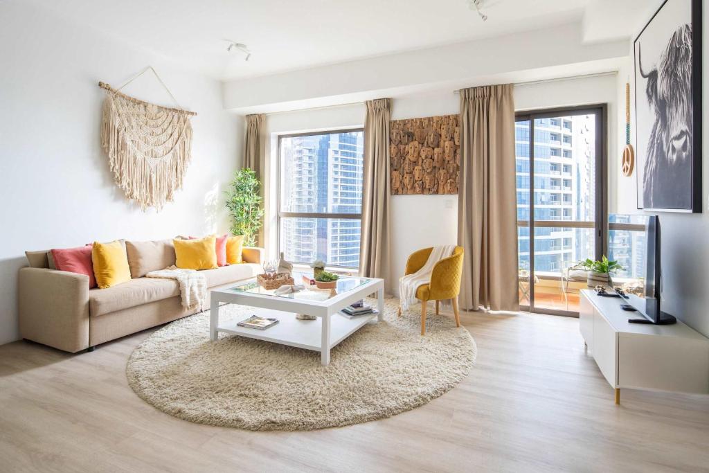 Frank Porter - Bahar 6, Dubai (updated prices 2025)