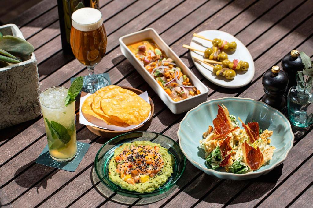 Radisson Blu 1882 Hotel, Barcelona Sagrada Familia, Barcelona (updated ...