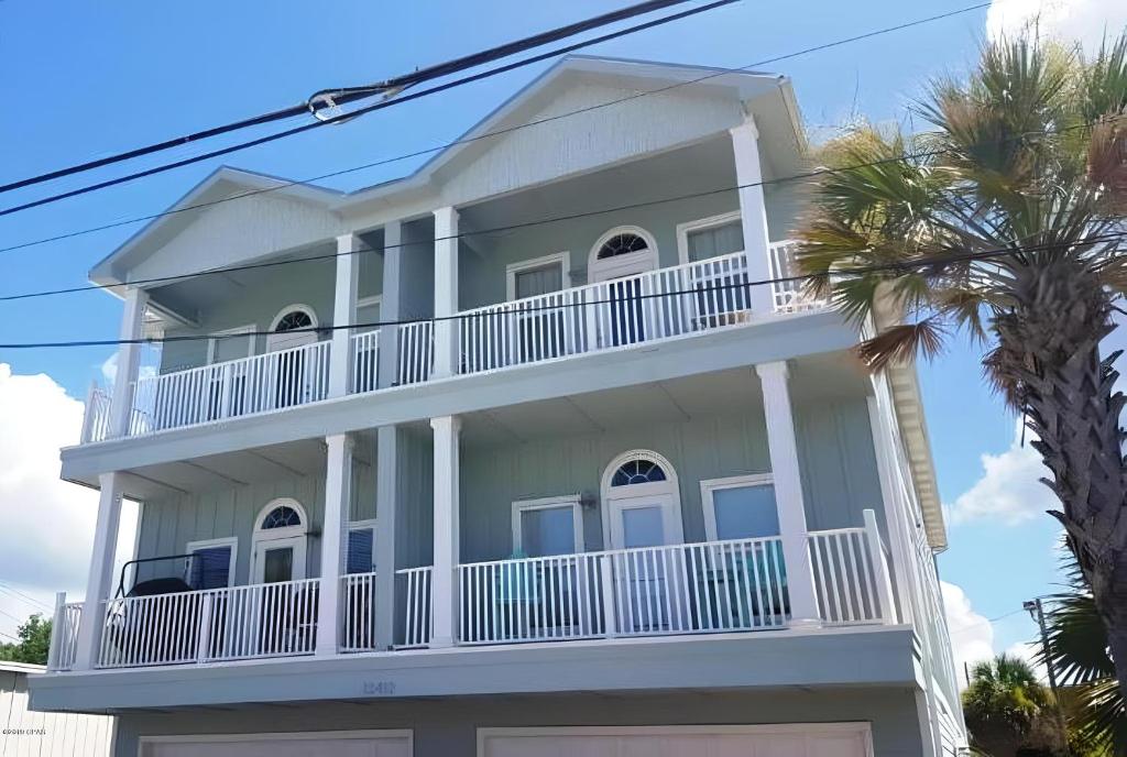 Front Beach Rd BeachHouse, Panama City Beach (updated prices 2025)