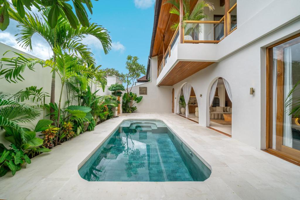 Villa Ixora - Exquisite 3BR Villa in Berawa,Canggu, Canggu (updated prices 2025)