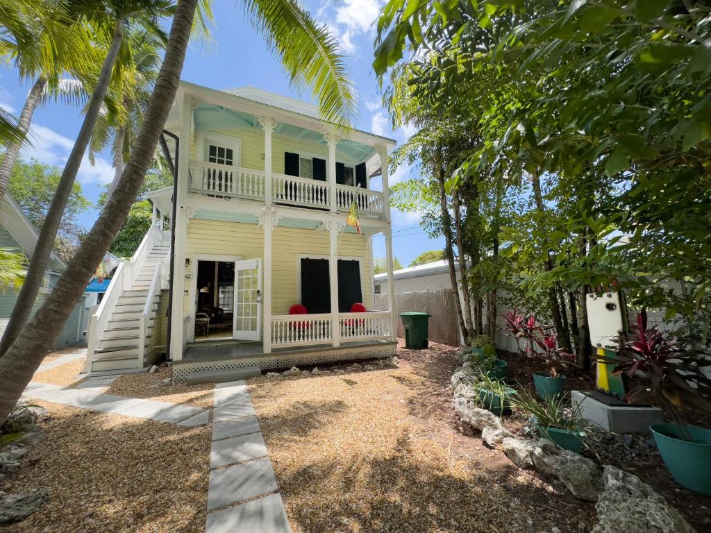 Utopia Tropical Village, Key West (updated prices 2026)