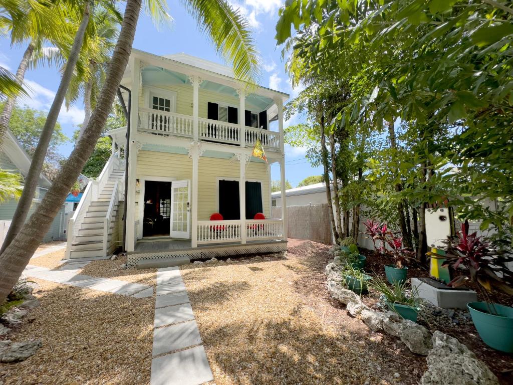 Tropical Hideaway Tropical Village, Key West (updated prices 2026)