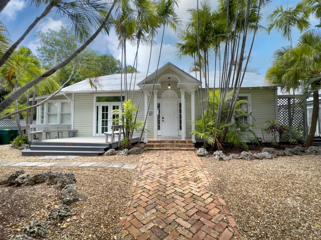 Toon Hall Tropical Village, Key West (updated prices 2026)