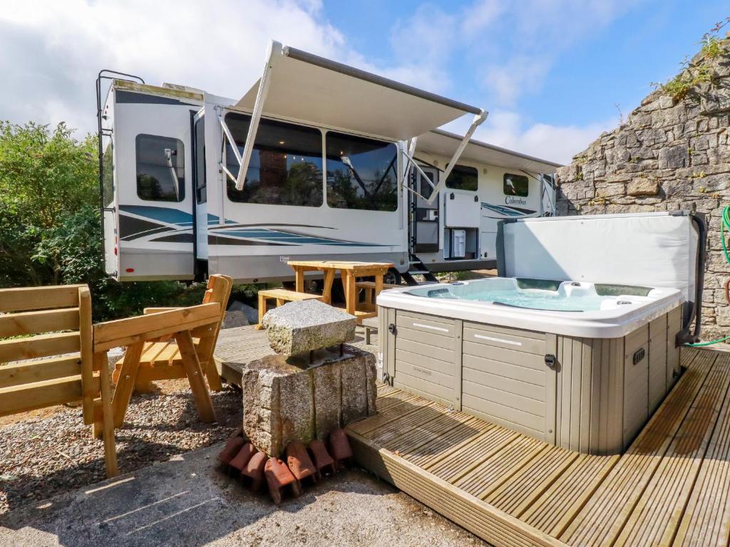 Tickeydoo, Tor Down Quarry, Bodmin (updated prices 2026)