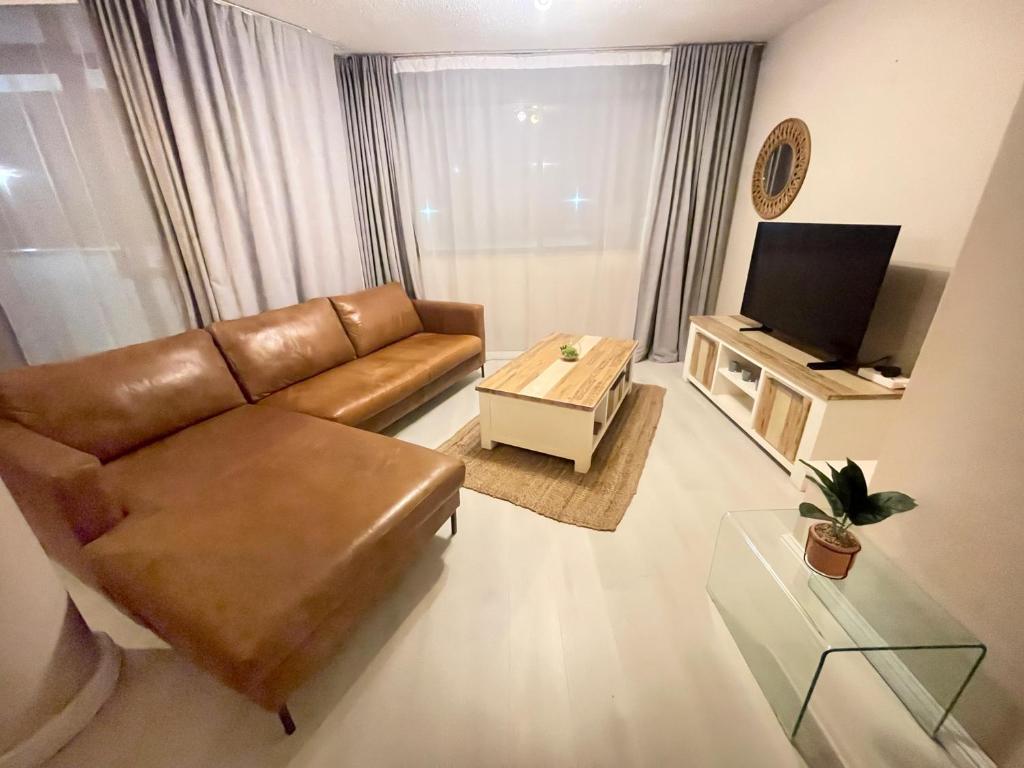 Menlyn Place 203, Pretoria (updated prices 2025)