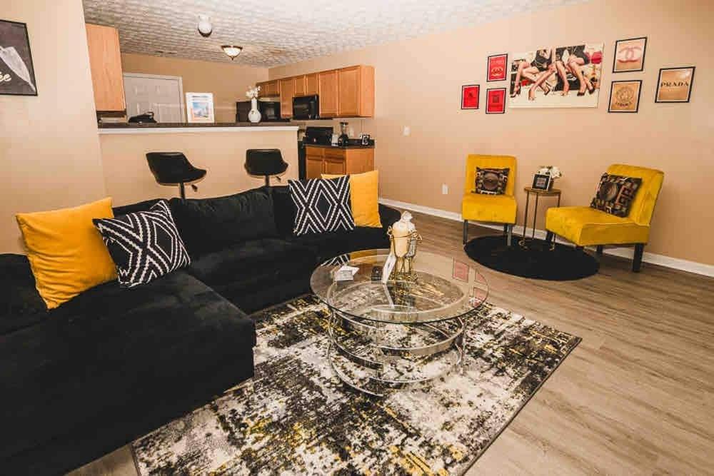 A Cozy Stay-The Decatur Way-Spacious ATL Townhome, Decatur (updated ...