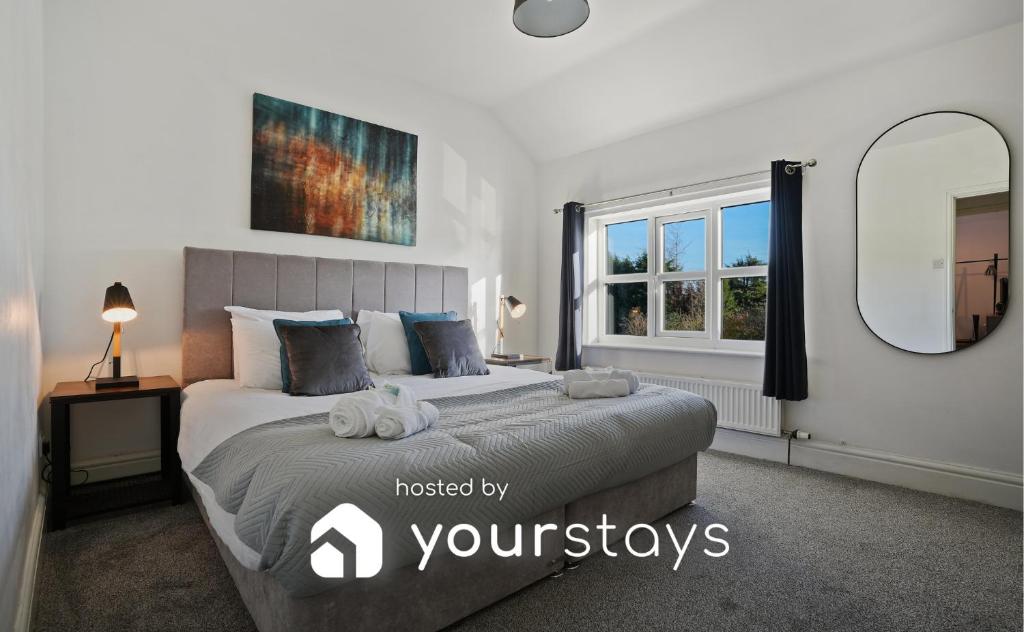 Cross Cottage by YourStays - 2 Bedroom Cottage in Macclesfield ...