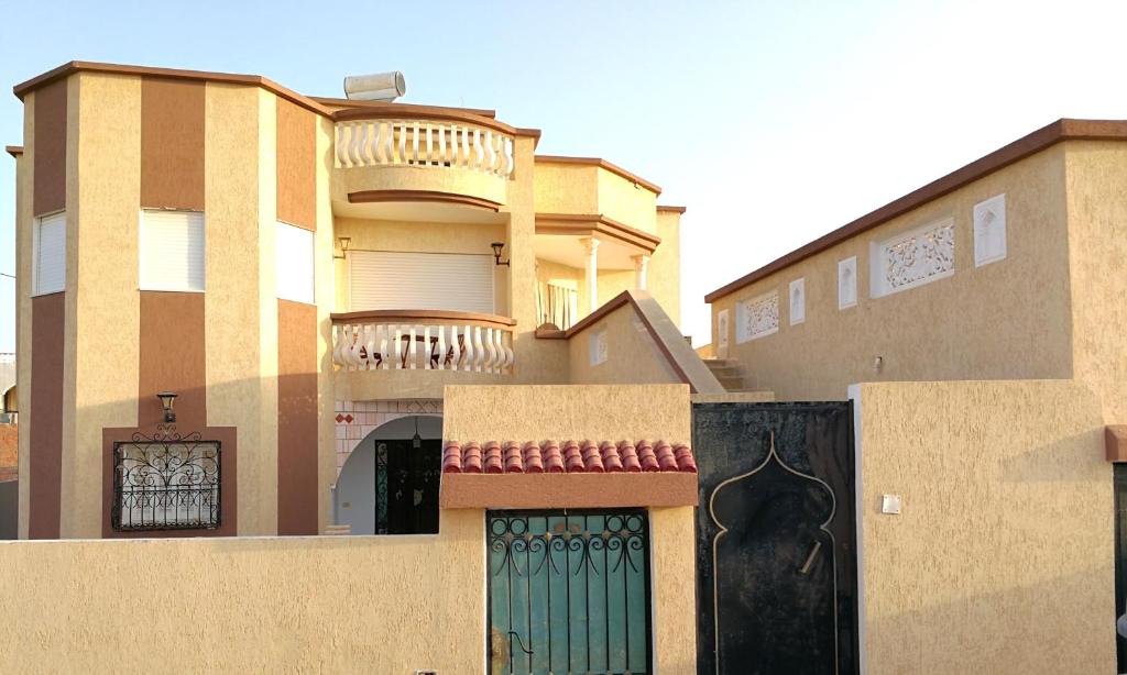 Dar Jamila, Awlād ‘Umar (updated prices 2025)